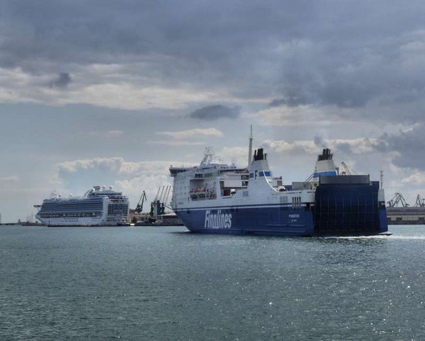 Finnlines / FINNSTAR (3) | Äänimeri - www.aanimeri.fi